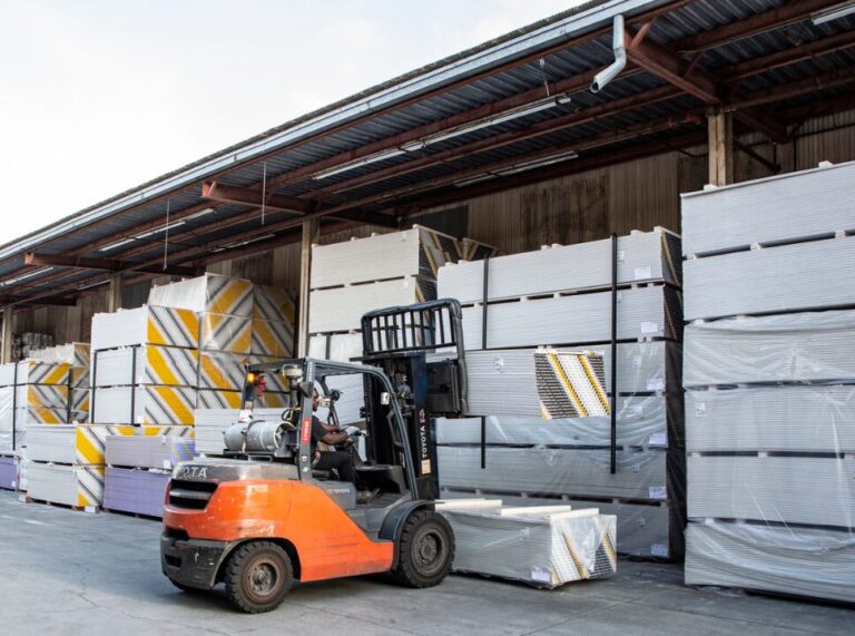 Contractors' Warehouse Building & Remodeling Materials